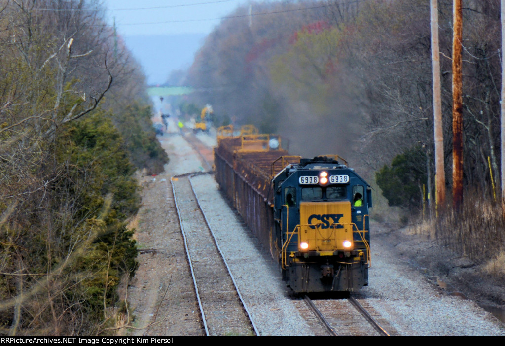 CSX 6938 W018-10 "Rail Train"